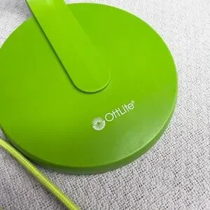 OttLite | Other | Ottlite Pl08 Led Desk Lamp Green Plastic Task Light ...